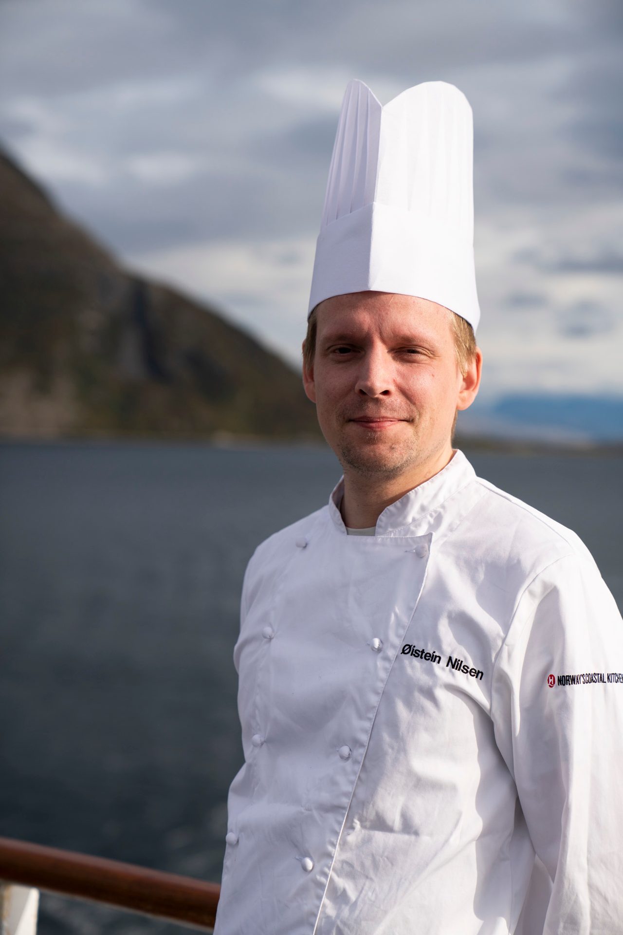 Annonsørinnhold: Bli med om bord på Hurtigruten: – Vi seiler gjennom ...