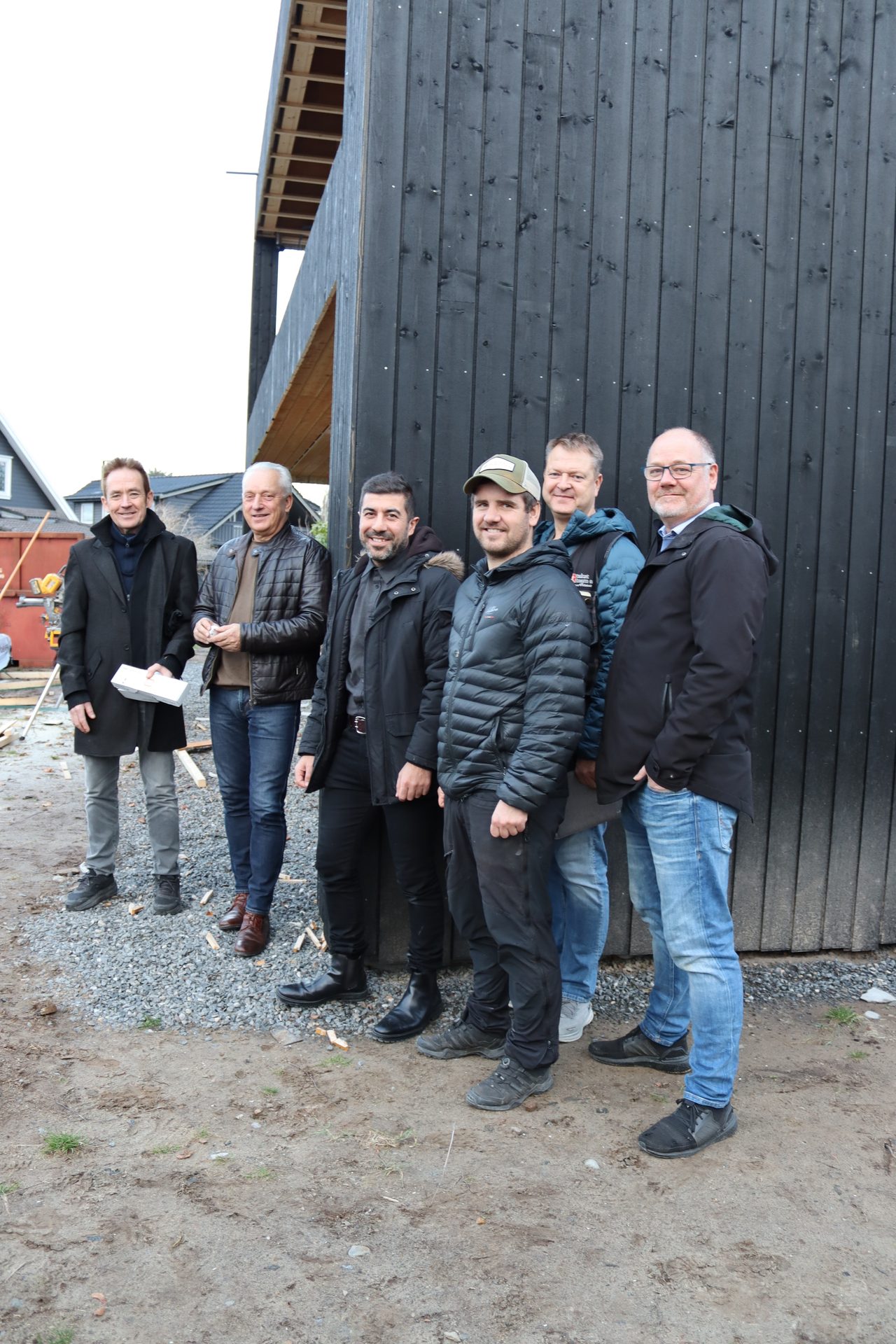 ANNONSØRINNHOLD: Husbygger Yasin er ikke i tvil: – Jeg er sjeleglad for ...