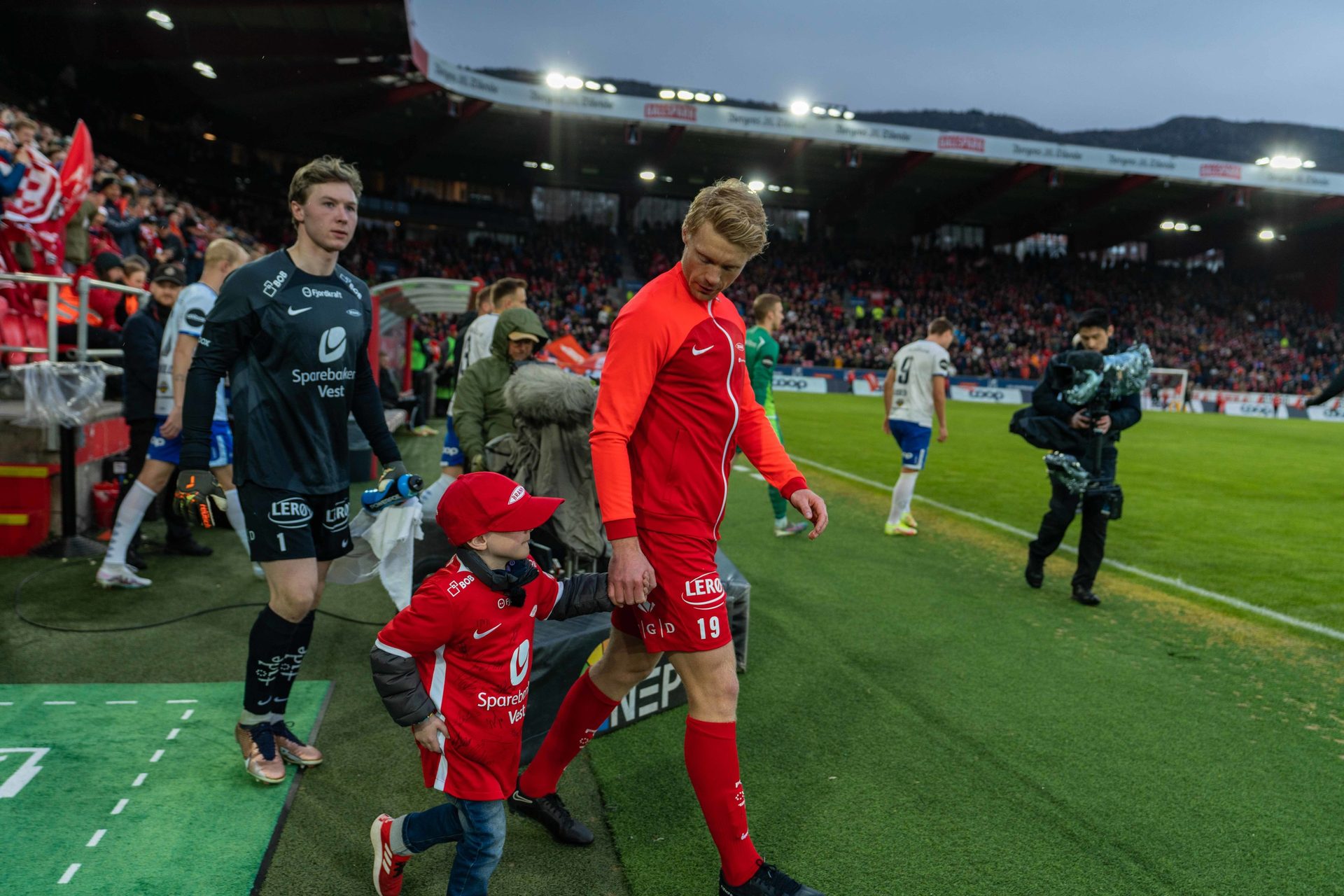 Annonsørinnhold: Vær på lag med Jesper i kampen mot barnekreft