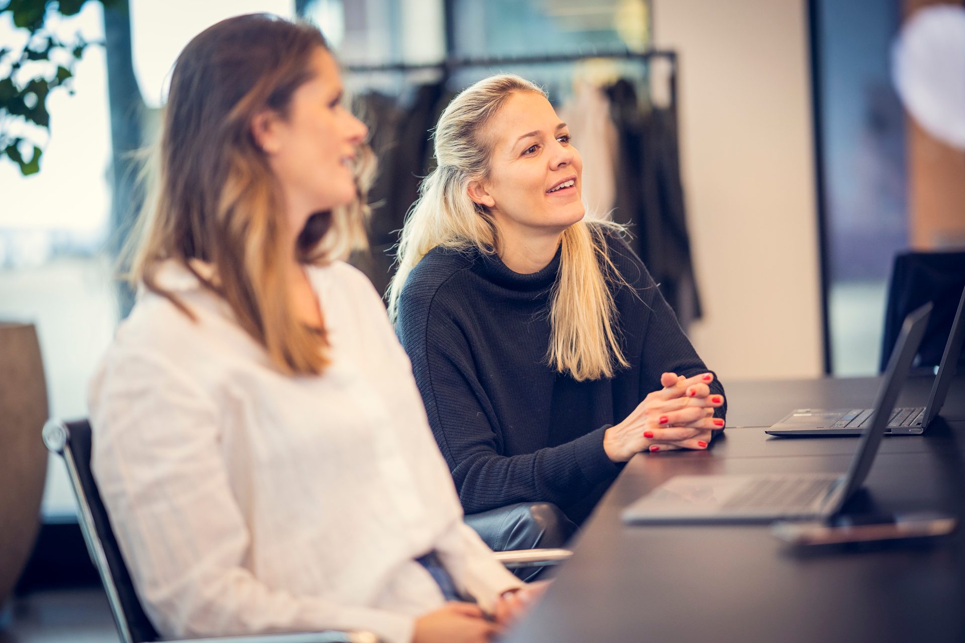 Annonsørinnhold: Hemmeligheten bak et av Norges mest spennende klesmerker