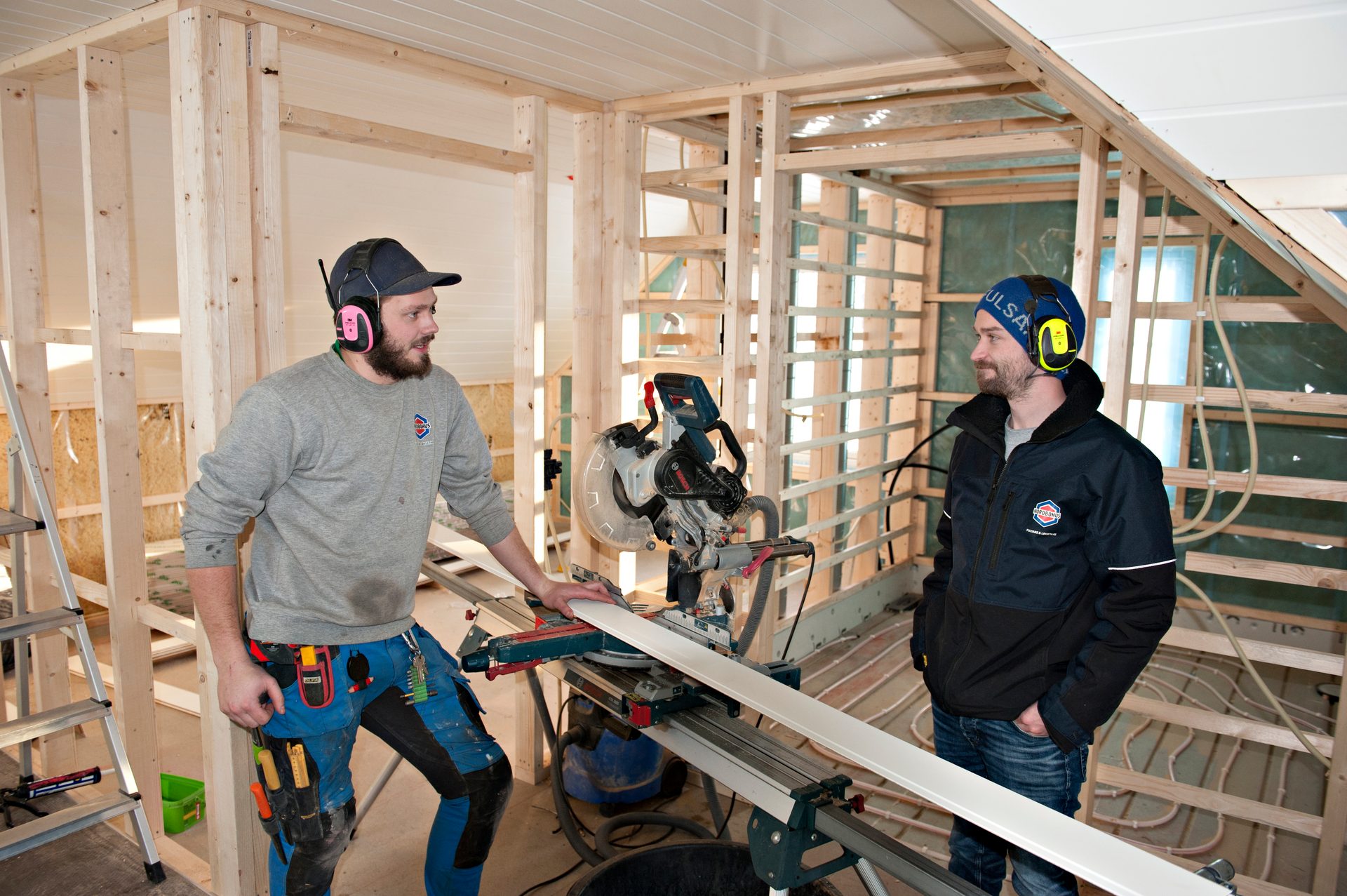 ANNONSØRINNHOLD Nå blir vi ett firma: - Sammen er vi sterkere!