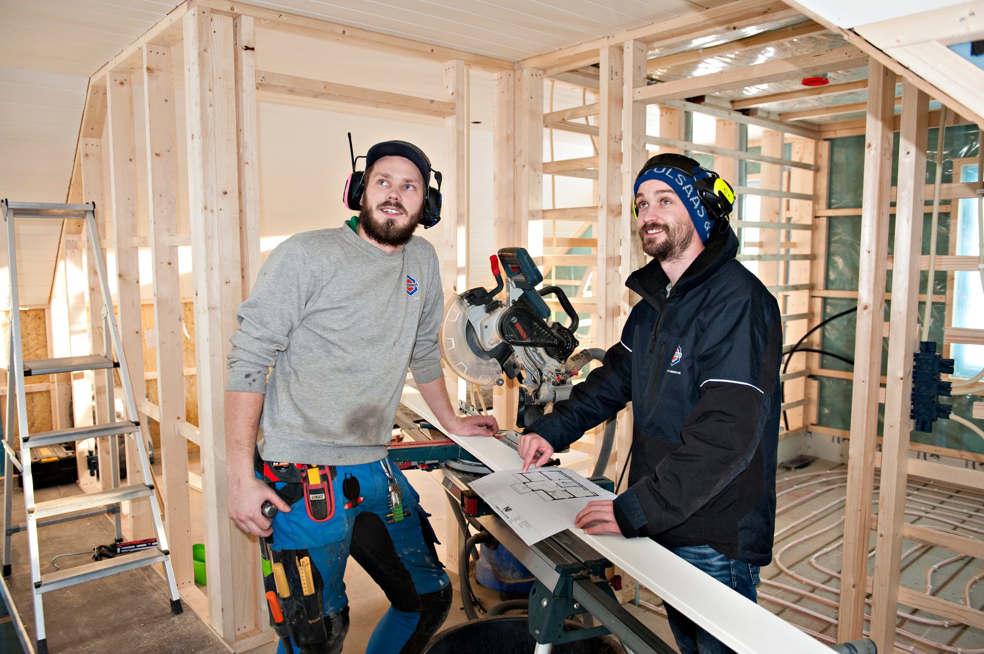 ANNONSØRINNHOLD Nå blir vi ett firma: - Sammen er vi sterkere!