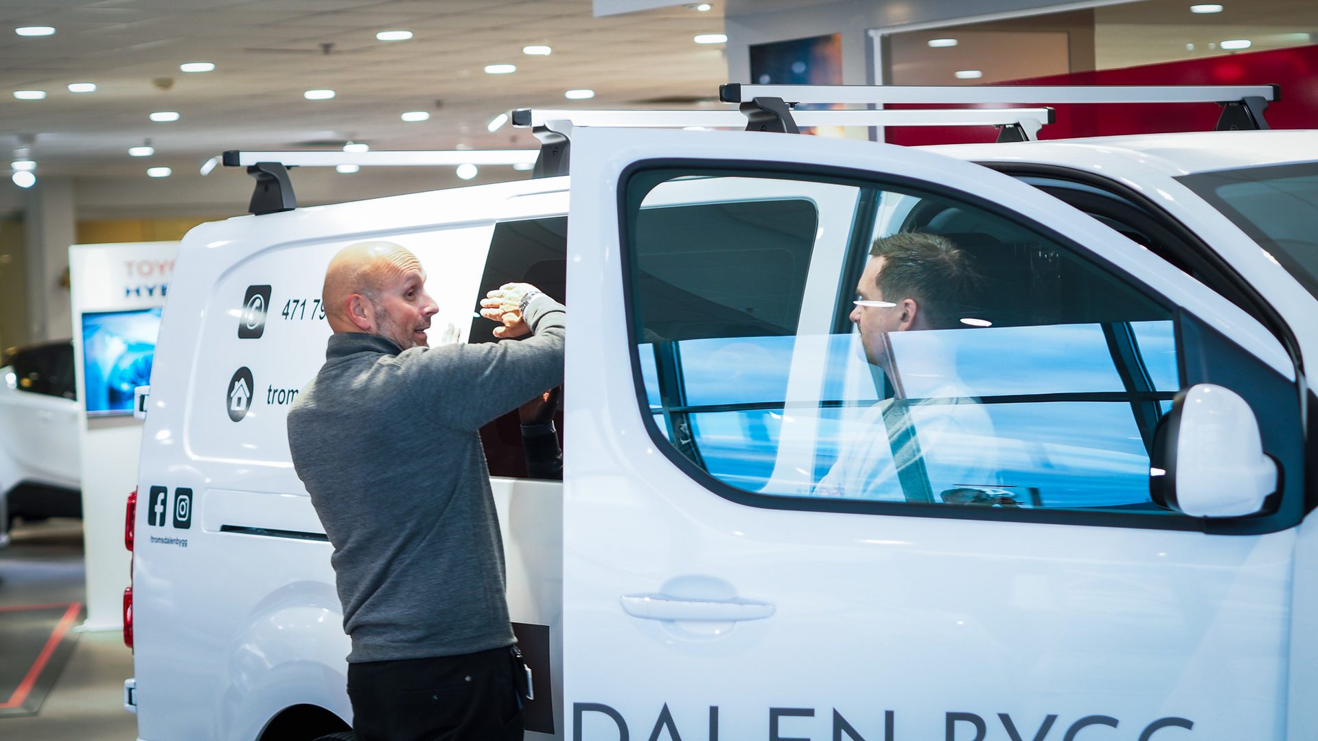 Annonsørinnhold: Tømrerfirma sverger til el-varebiler